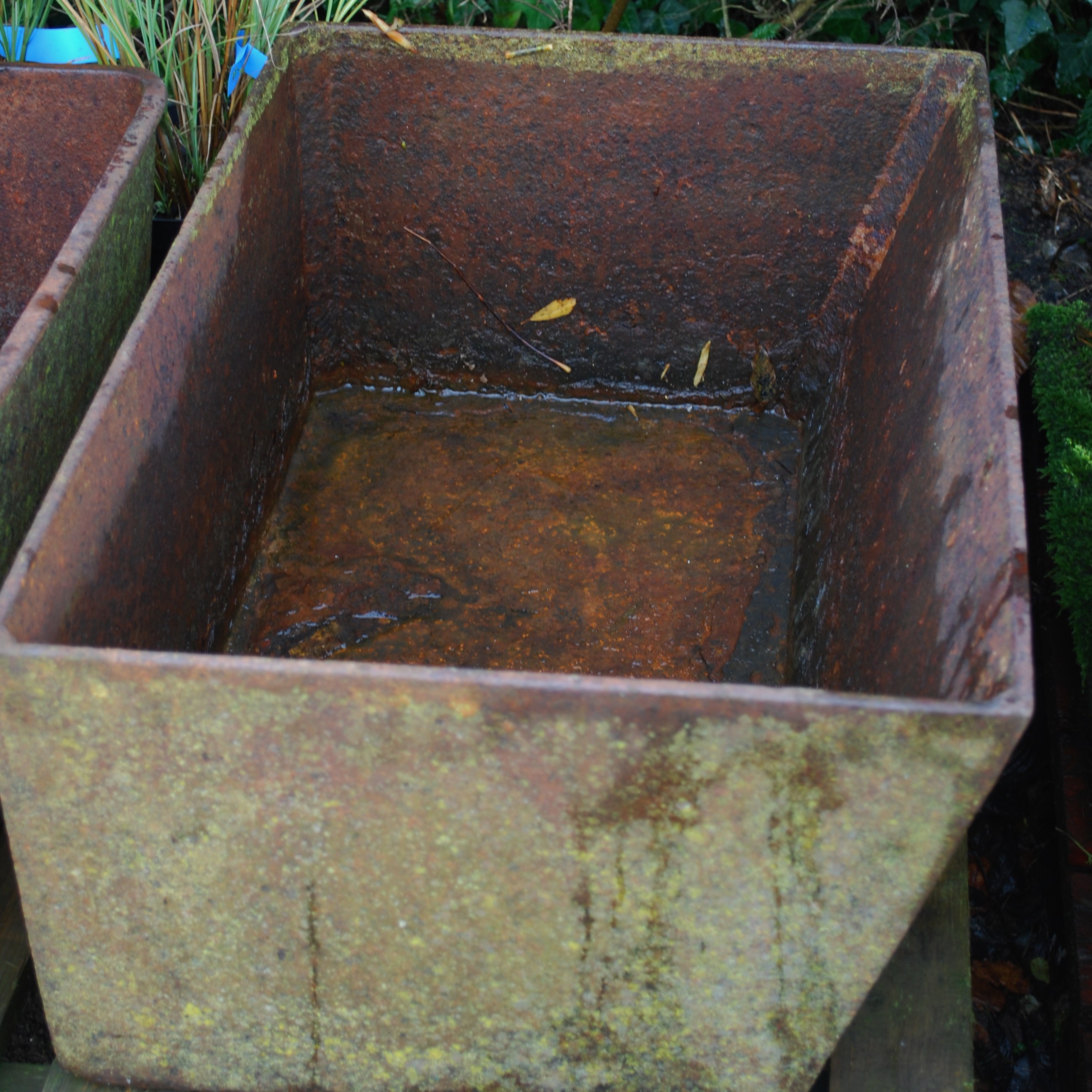 Cast iron trough. | Classics Reclamation